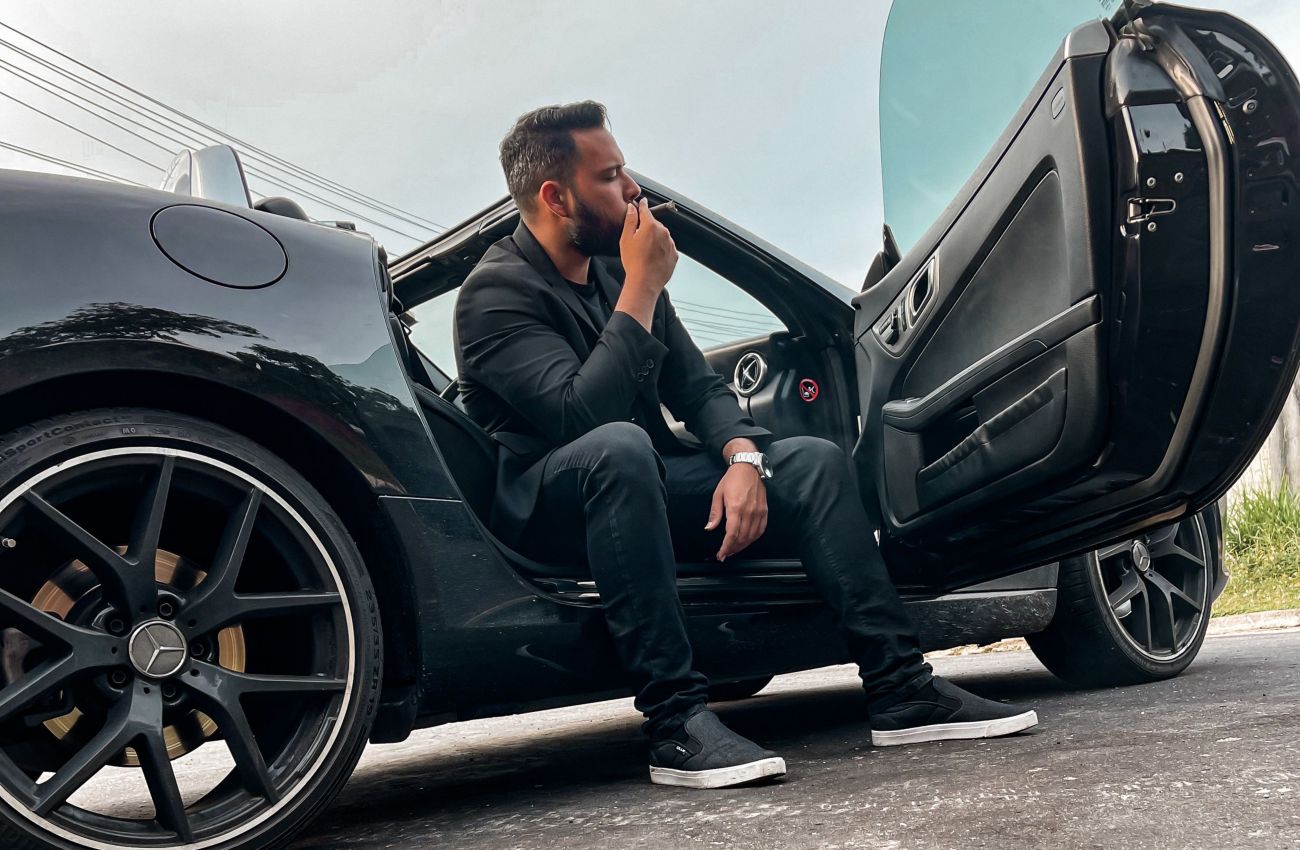 De camelô à empresário multimilionário! Conheça Igor Souza | Imprensa e ...