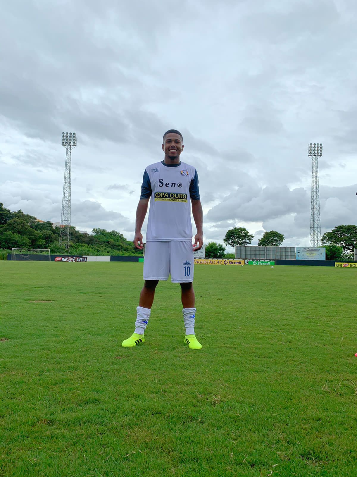 Ws Júnior assina contrato com a agência carioca Crossover Records ...