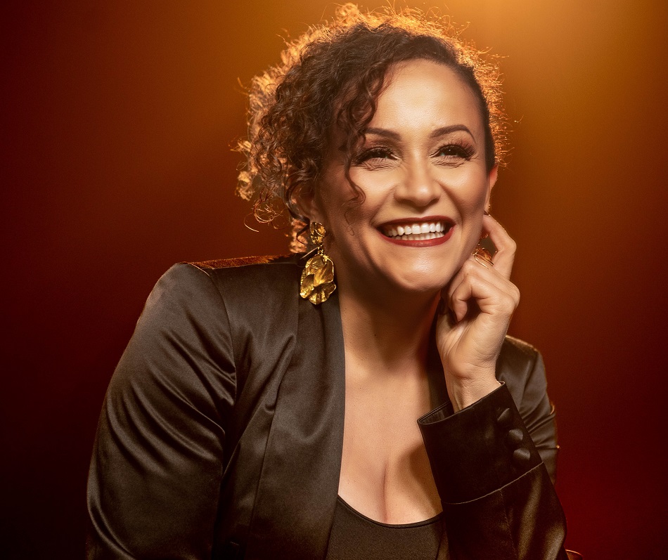 Ziza Fernandes lança single “Todo Mundo Tem” | Imprensa e Mídia