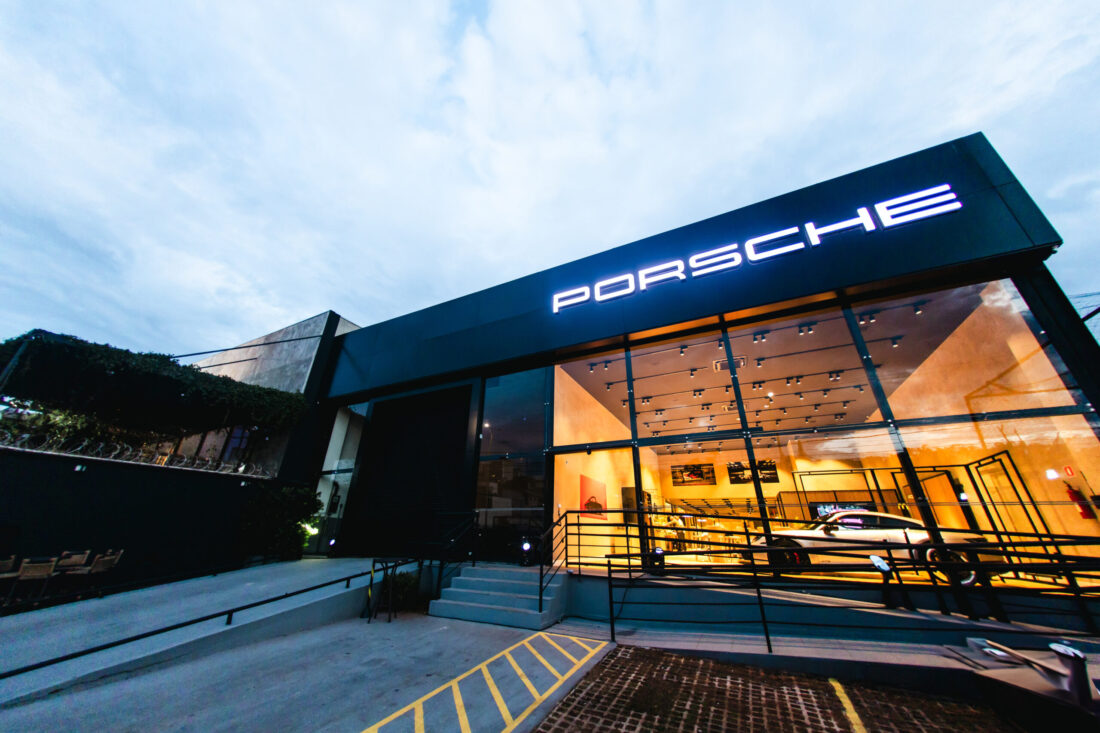 Porsche estreia em Uberlândia com lançamentos e clássicos da marca ...